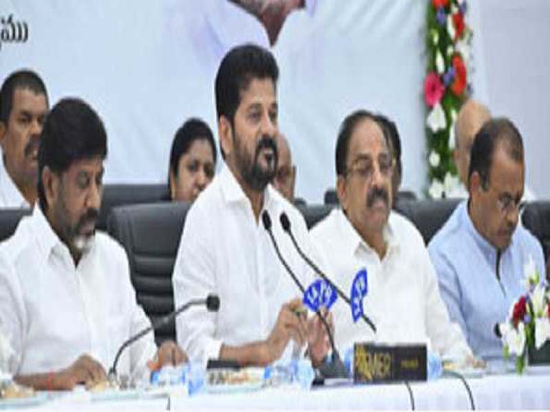 CM of Telangana announces the "Rajiv Gandhi Civils Abhayahastam ...